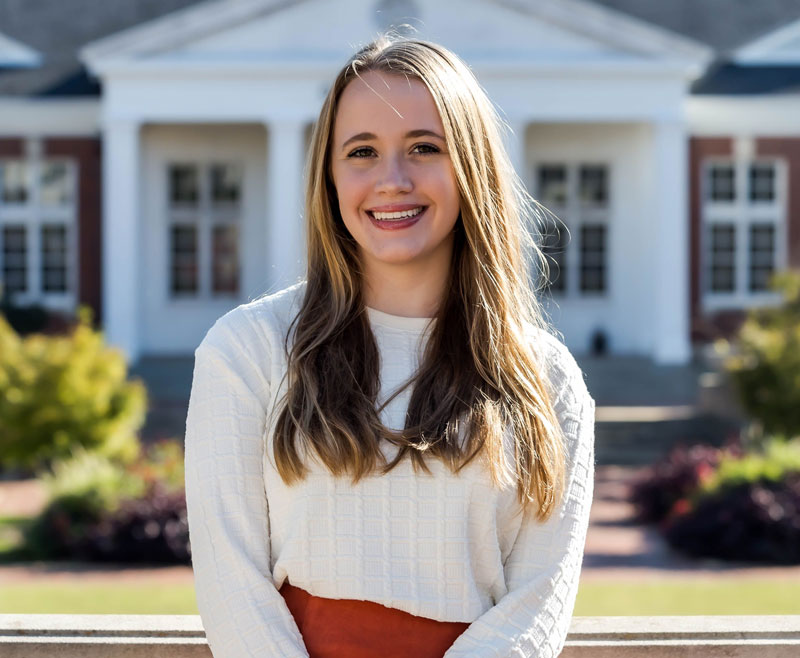 Abby Cunningham, Author at She Reads