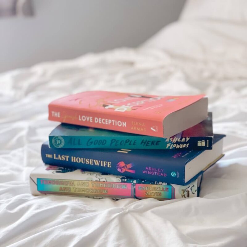 Fall 2022 Books Trending on Booktok & Bookstagram - She Reads