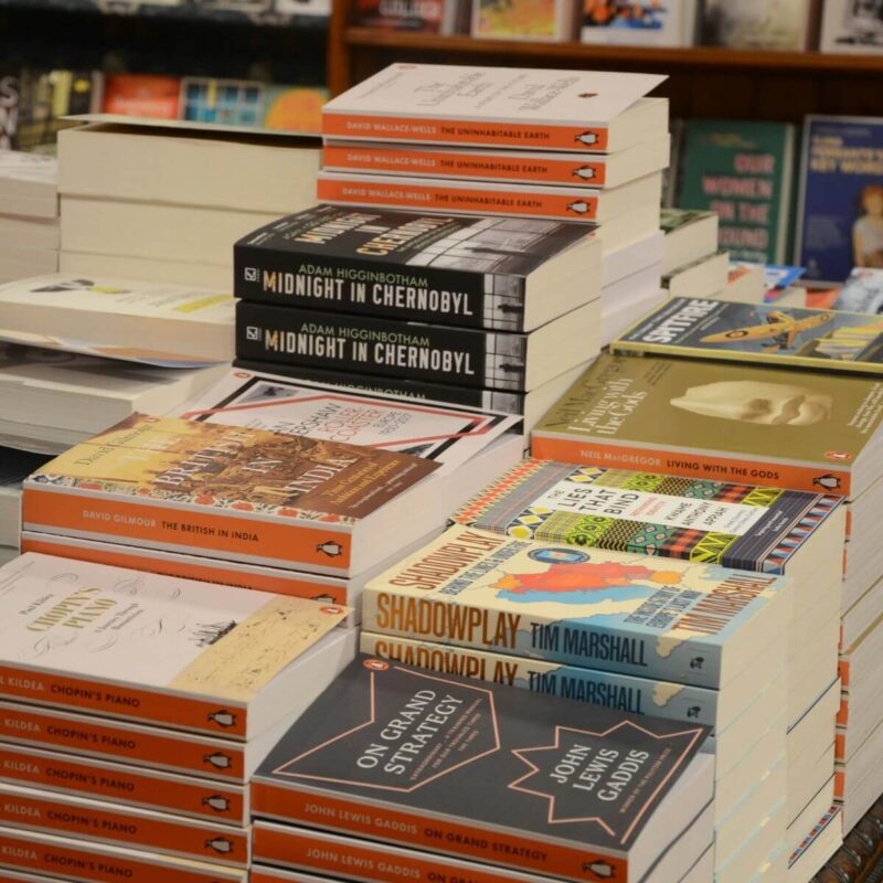 Who are the organizations standing up against book bans? - She Reads