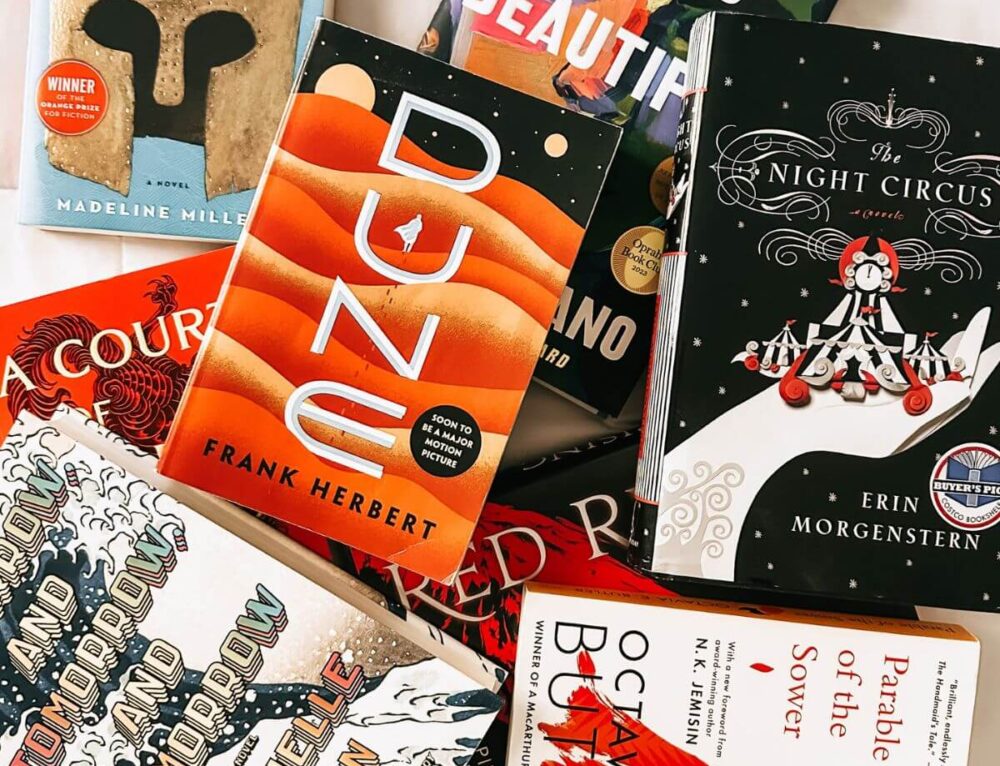 What Kate Hudson Reads - She Reads