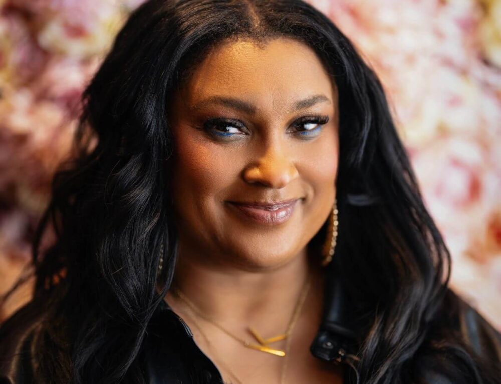 Exclusive Interview with Freida McFadden - She Reads