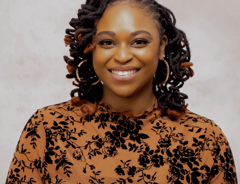 Exclusive Interview with Freida McFadden - She Reads